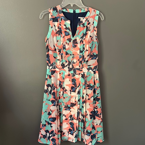Halogen | Dresses | Halogen Floral Dress Peach Teal Navy Pleated Size ...